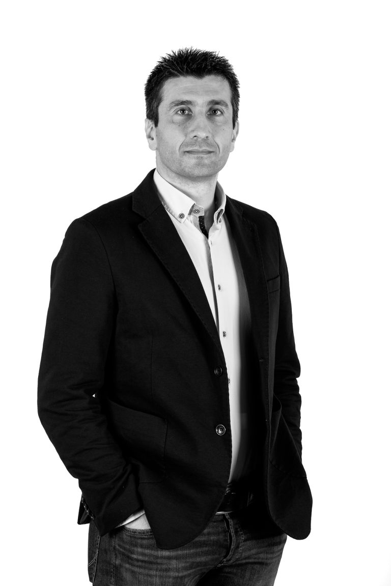 Wooden window and door design - Falegnameria Aresi